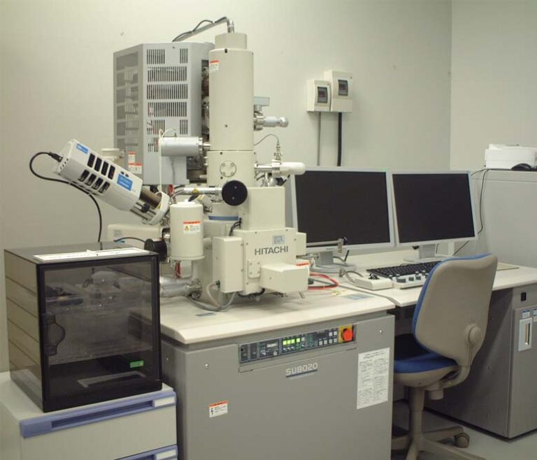 装置・設備 – 法政大学 精密分析室